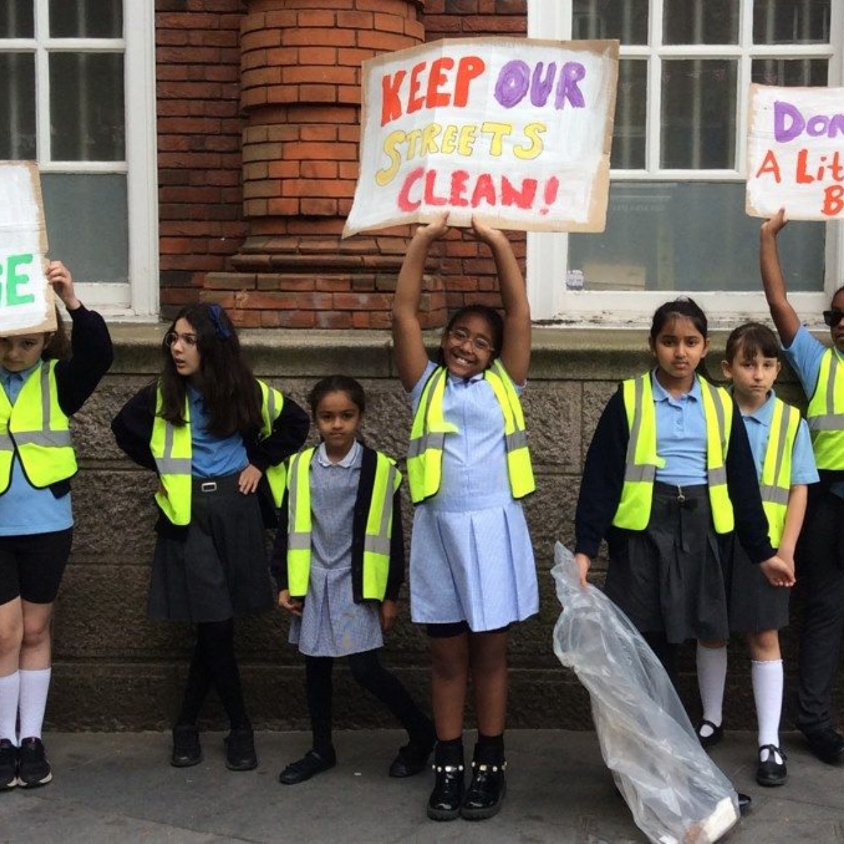 Elmgrove Primary & Nursery - Year 4 - Clean Streets Event