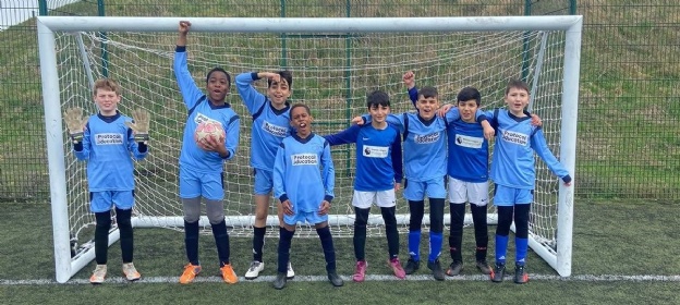 Elmgrove Primary & Nursery - Football Finals