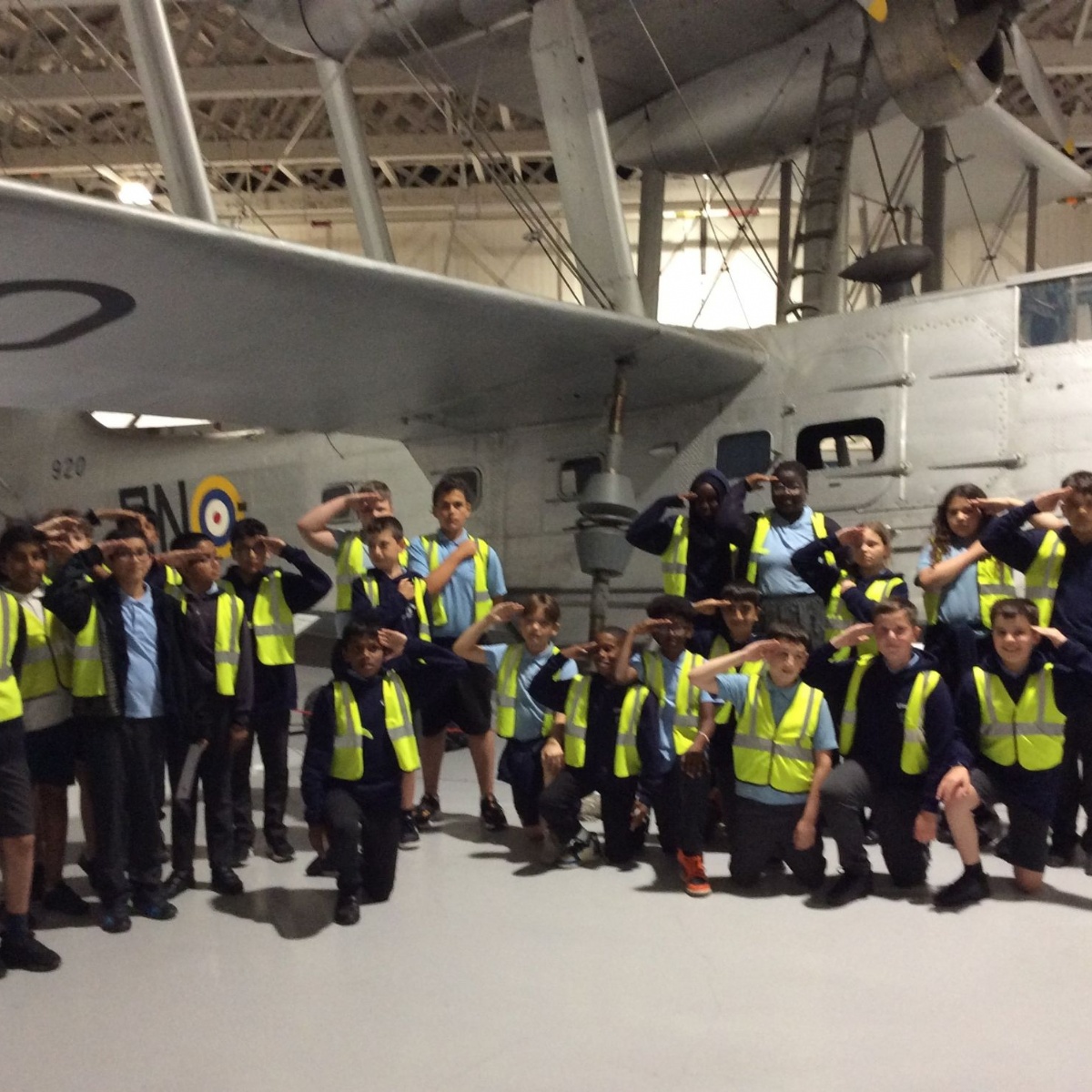 Elmgrove Primary & Nursery - Year 6 Visit RAF Museum